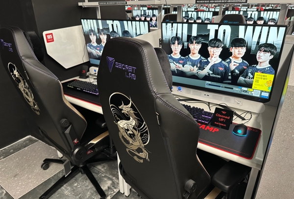 “T1 팬이라면 홍대입구로 모이세요” - 게임톡