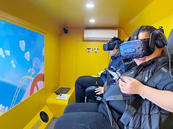 장애인 이스포츠 대회 찾아간 카겜 4D VR 버스